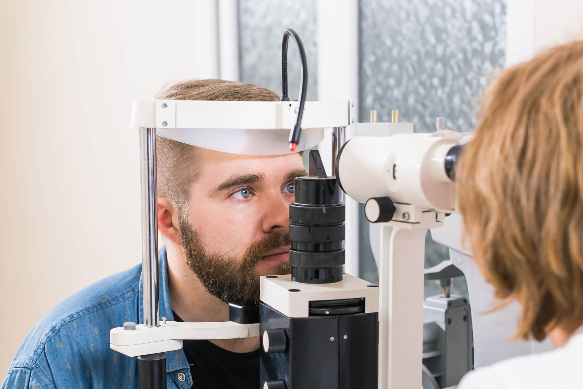 Operations of the anterior segment - Cataract and Refractive Surgeons ...
