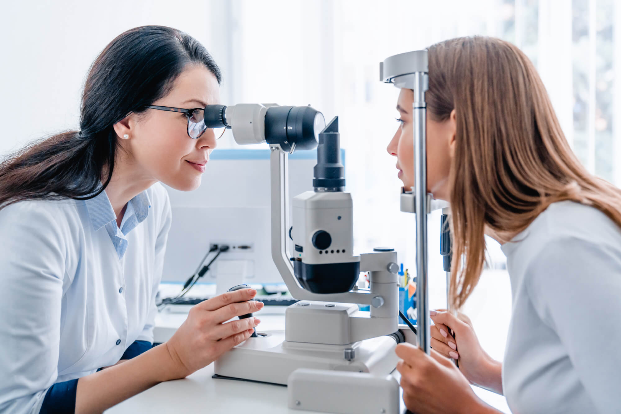 Tear duct probing and flushing - Cataract and Refractive Surgeons Dr ...